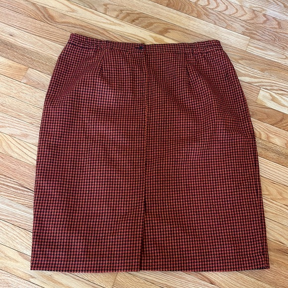 Skirts | Checkered Maggie Mcnaughton Straight Skirt Red Black And Tan ...